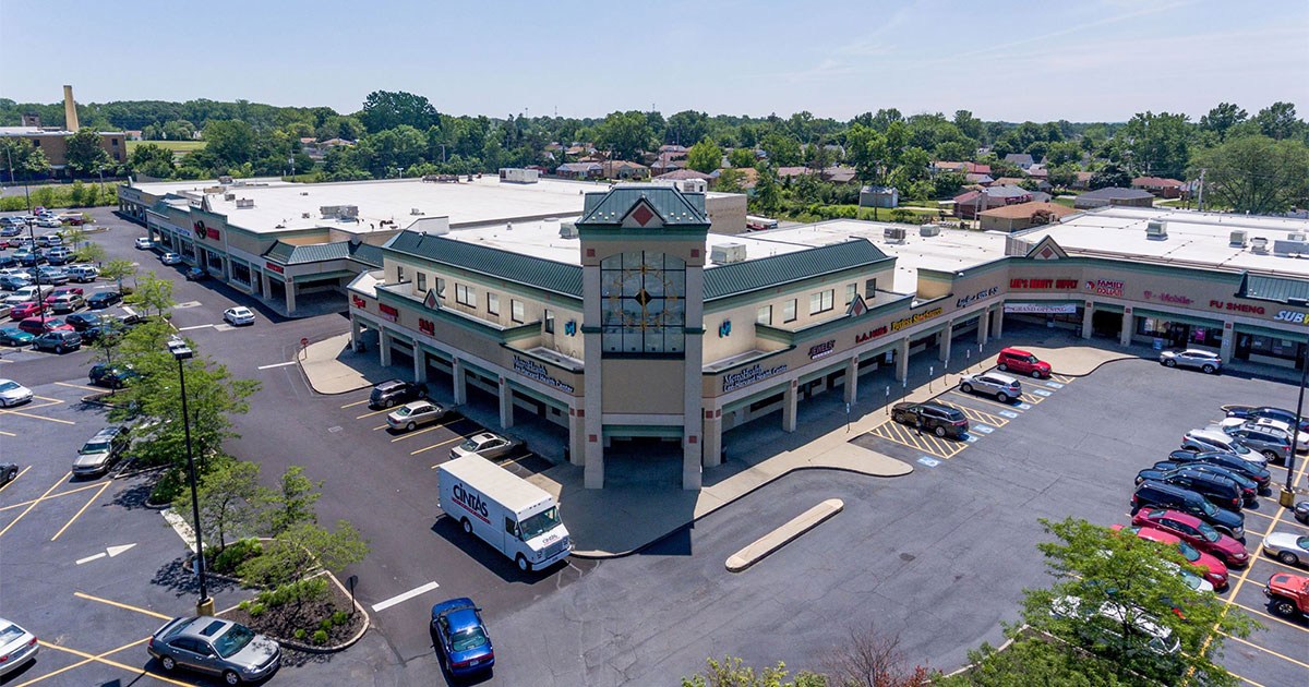 Lee-Harvard Shopping Center